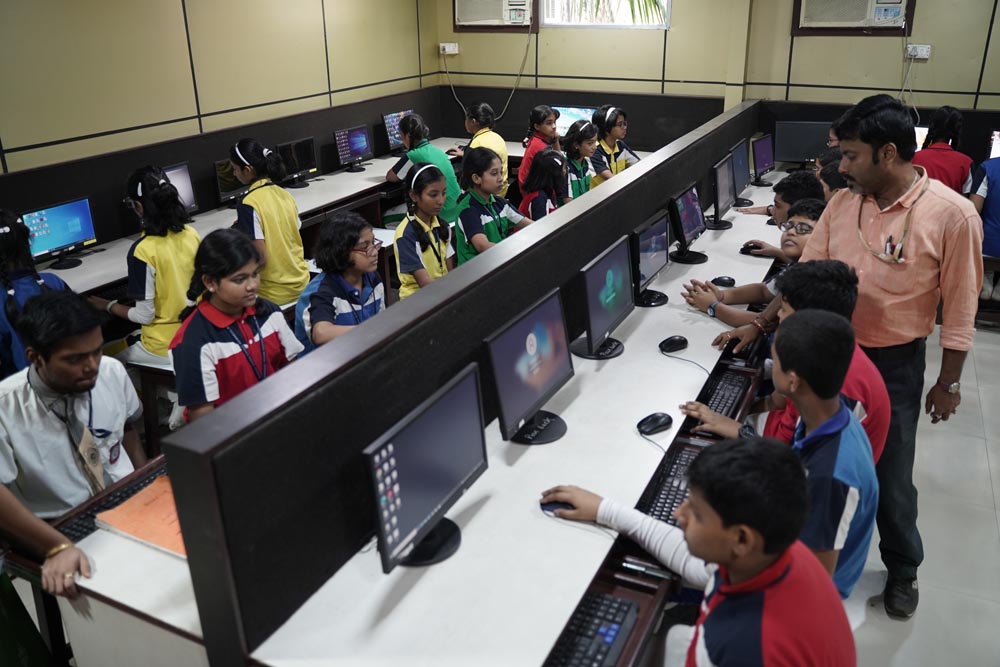 Advanced Labs | Barasat IG Memorial High School